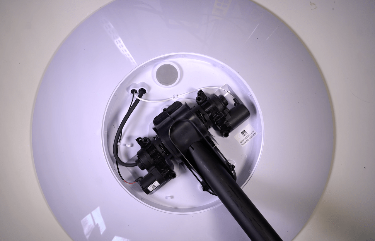 Teardown of Starlink user terminal gives a detailed look at complex ...