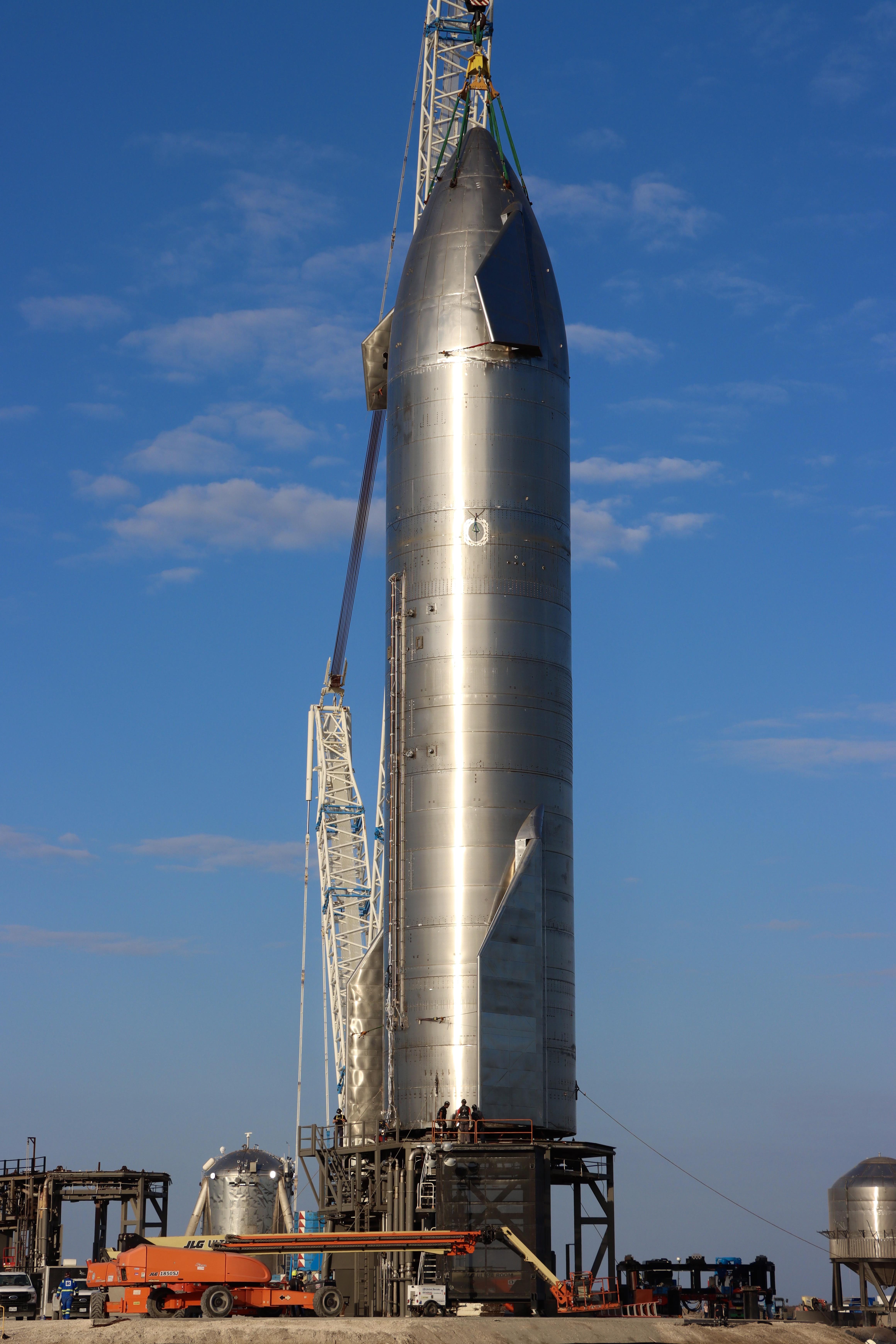 Starship SN11: SpaceX rolls out next test vehicle to the launch site to ...