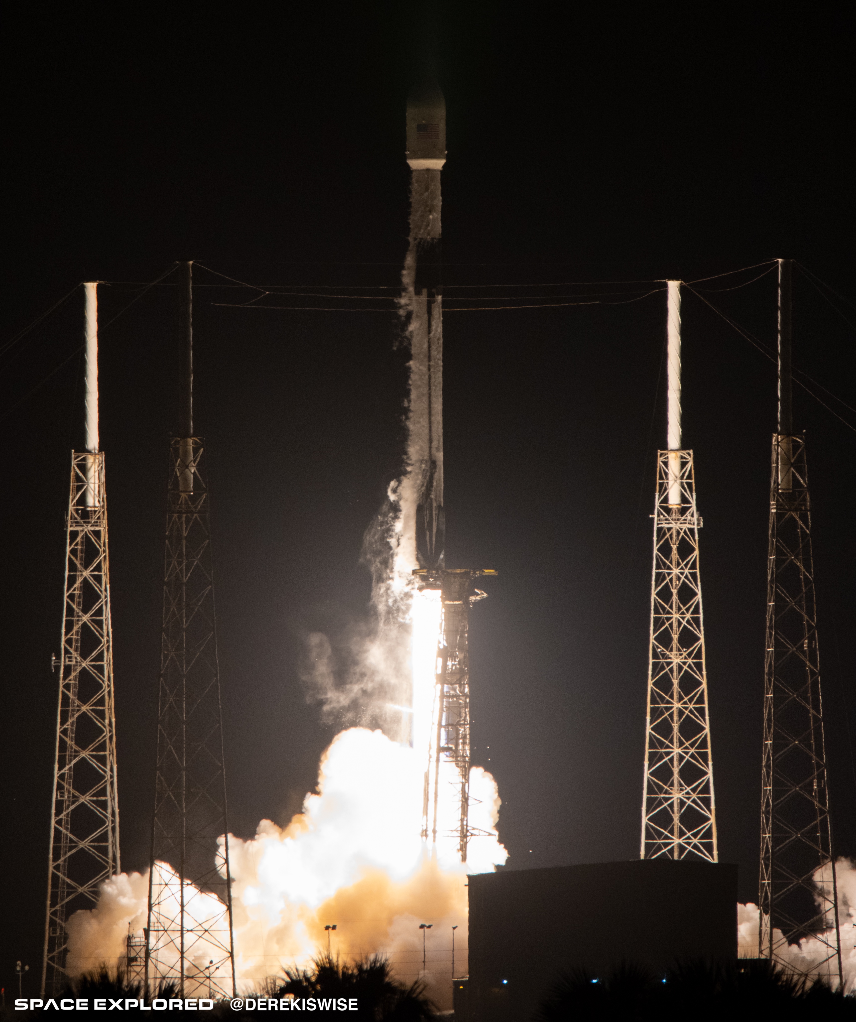Images of SpaceX's 10th flown booster - Space Explored
