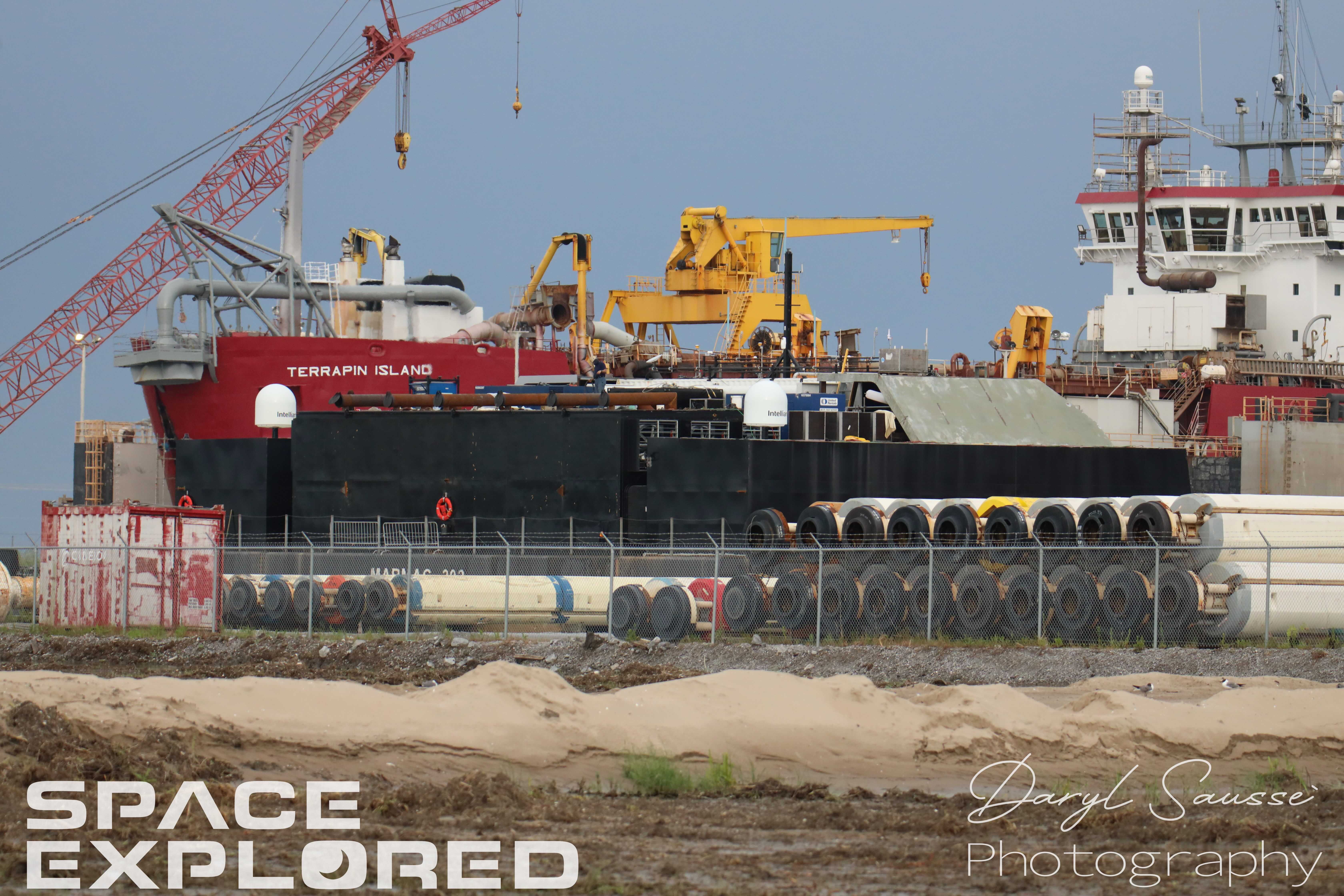 Update on SpaceX's new sea platforms - Space Explored