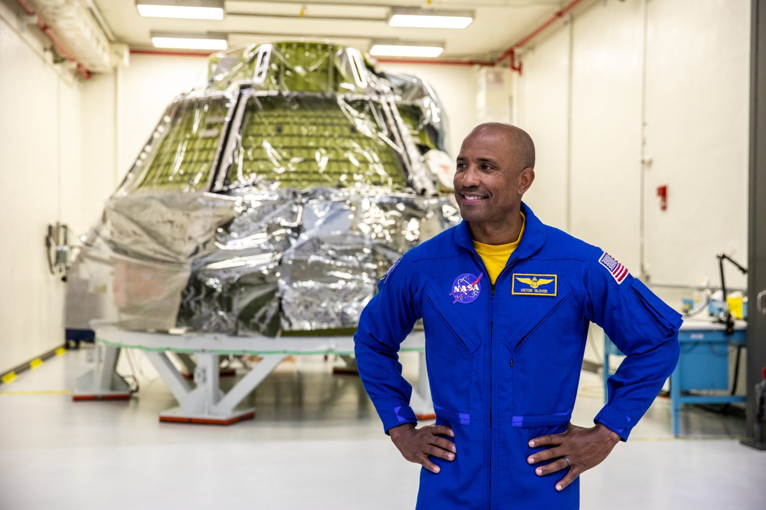 Victor Glover tours NASA's SLS rocket - Space Explored