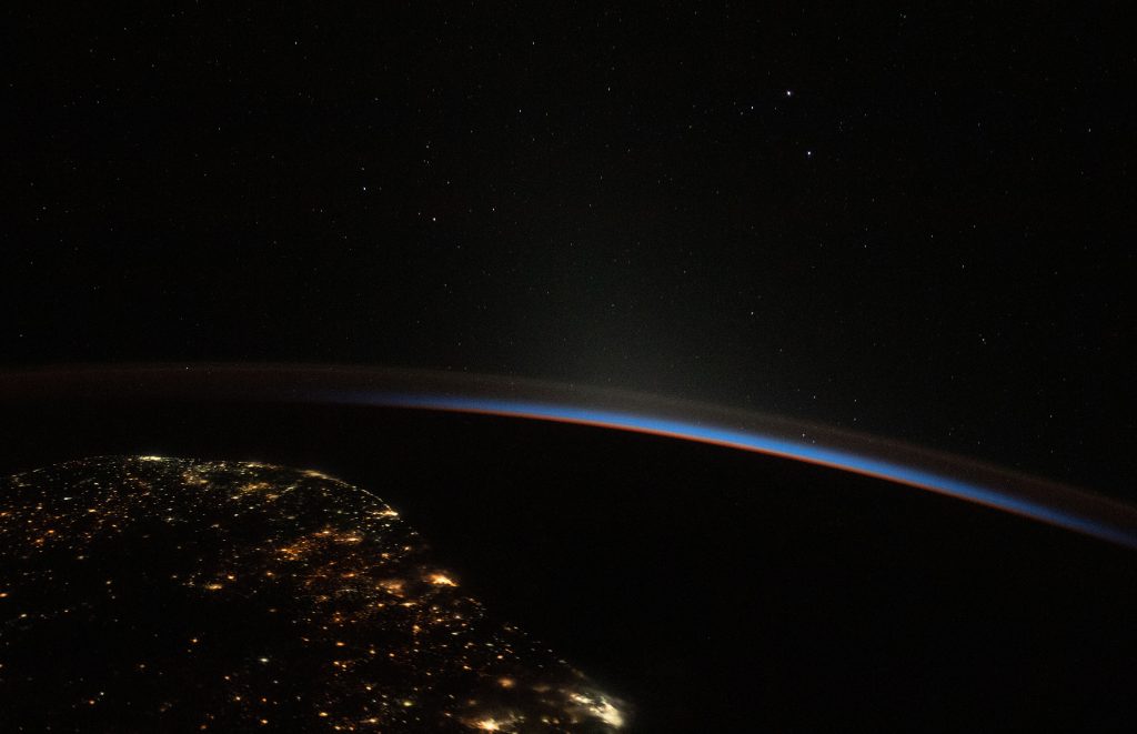 The best space themed wallpapers to show off your new MacBook Pro’s XDR ...