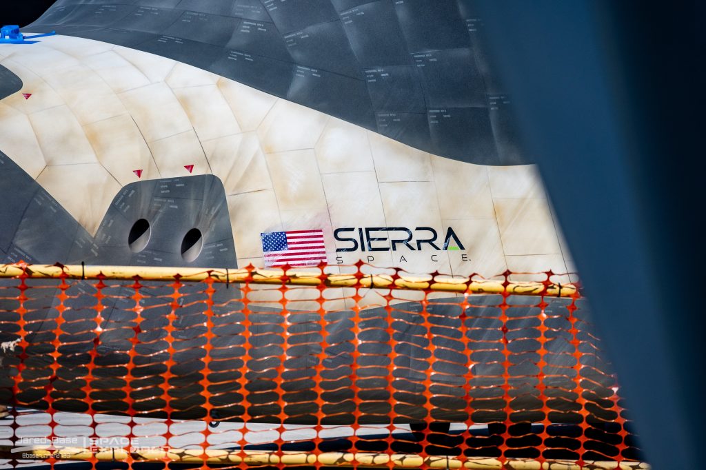 Dream Chaser model arrives at KSC Visitor Complex - Space Explored