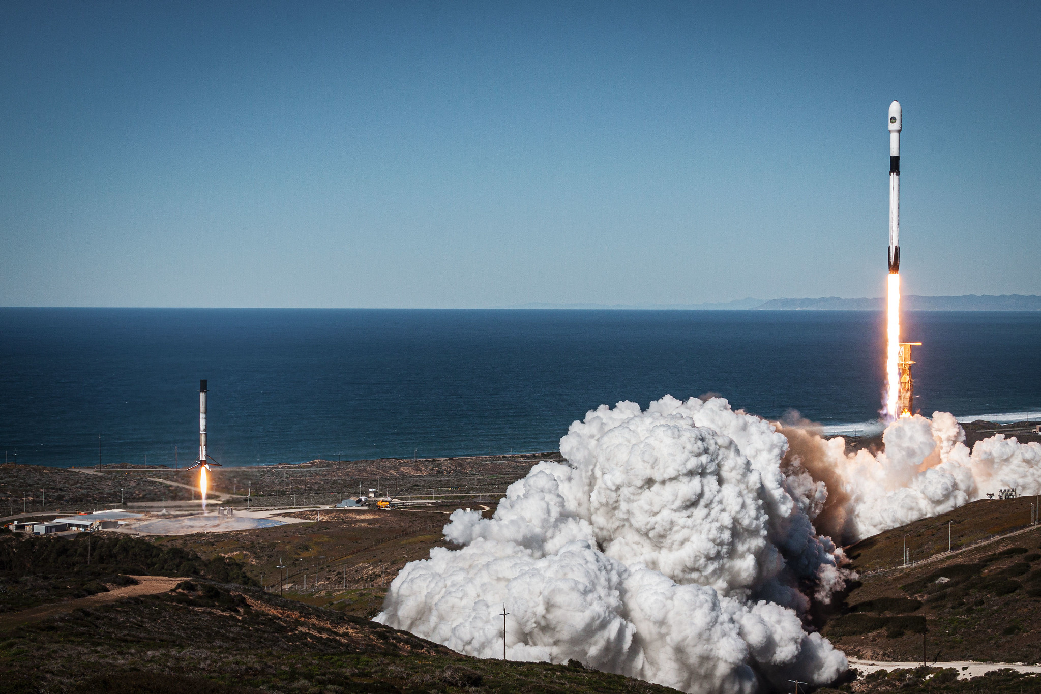 SpaceX's NROL-87 launch from California in photos [Gallery]