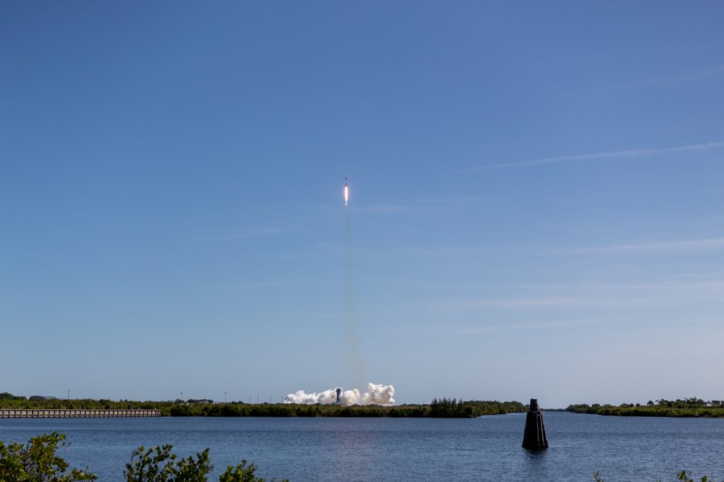 SpaceX launches private astronauts to the Space Station on Axiom-1 mission