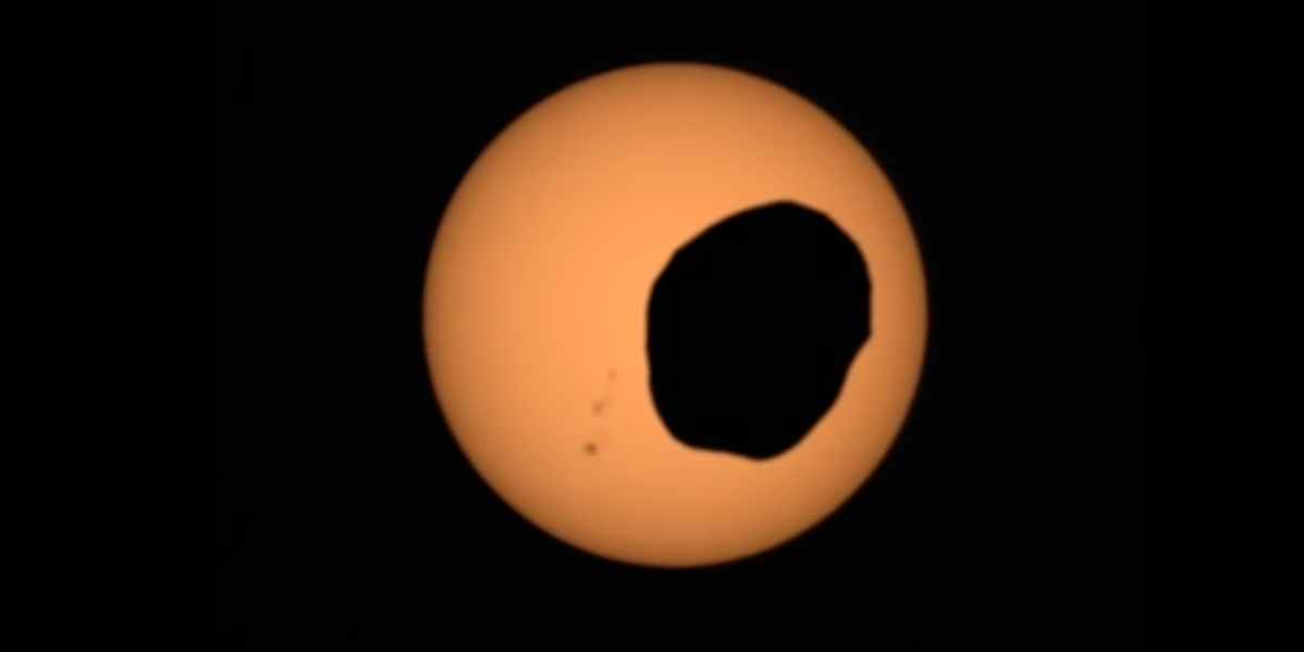 Perseverance captures beautiful Mars solar eclipse - Space Explored