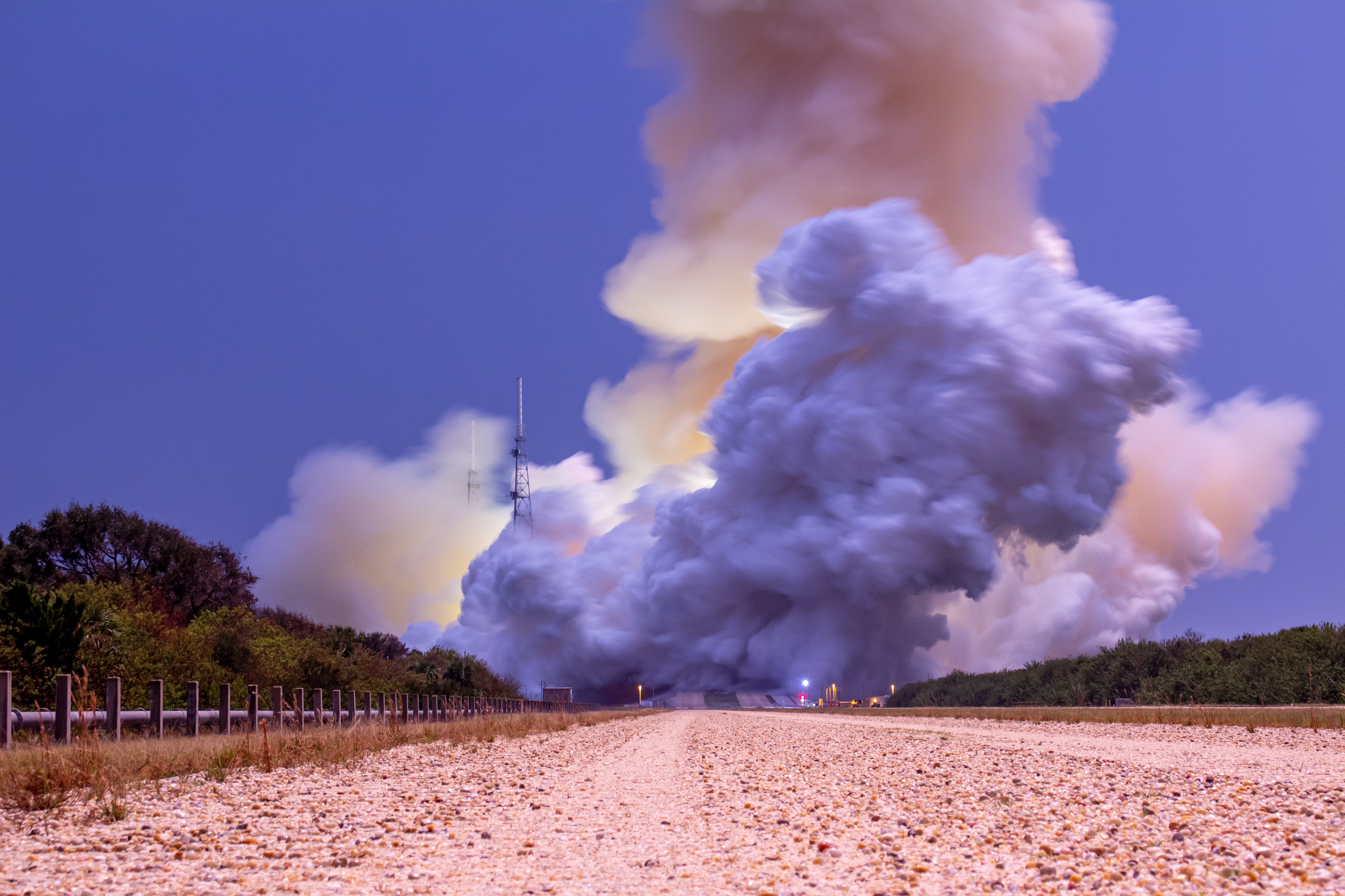 NASA's historic flight of Artemis 1 in photos