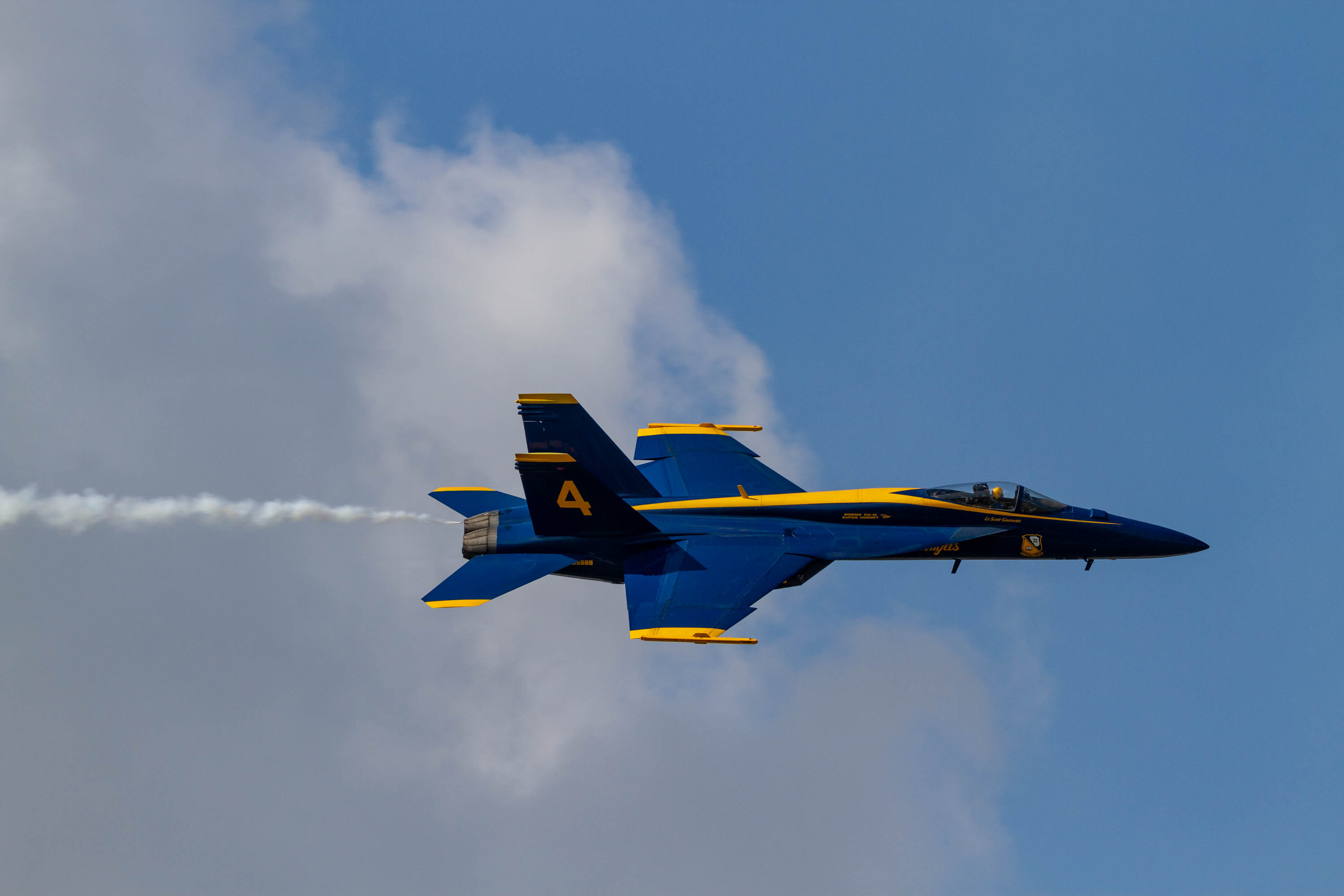 Blue Angels, F-35s, & more at Sun 'n Fun Fly-in