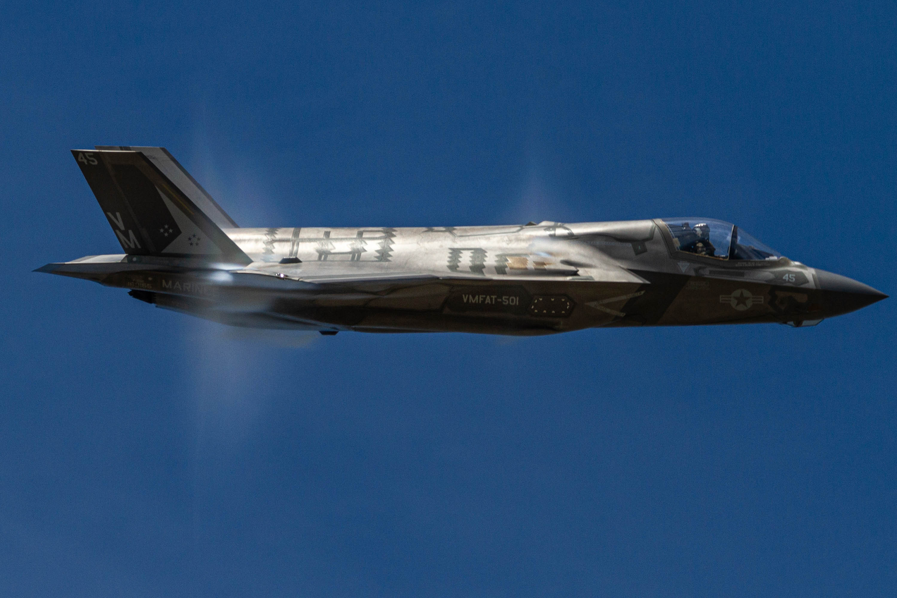 Blue Angels, F-35s, & more at Sun 'n Fun Fly-in