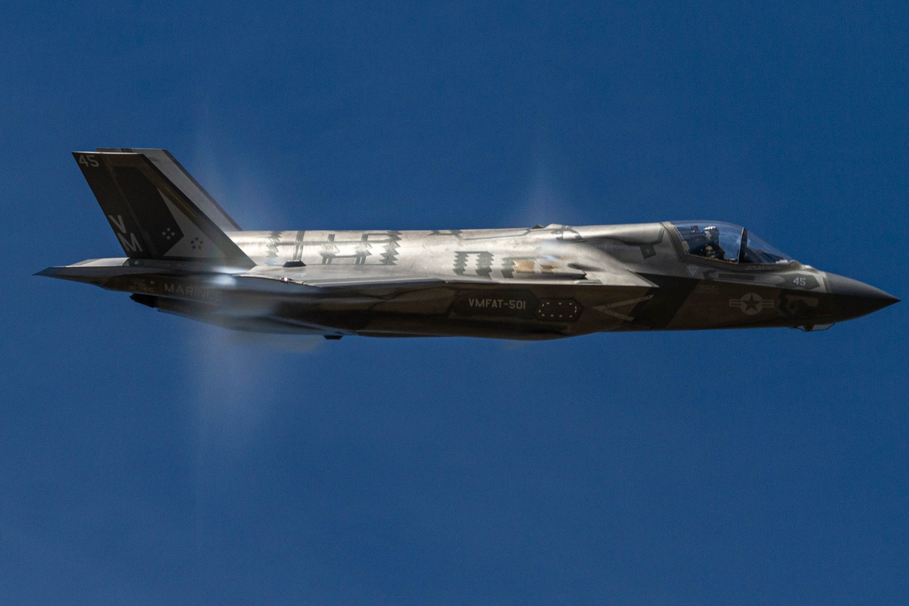 Blue Angels, F-35s, & more at Sun 'n Fun Fly-in