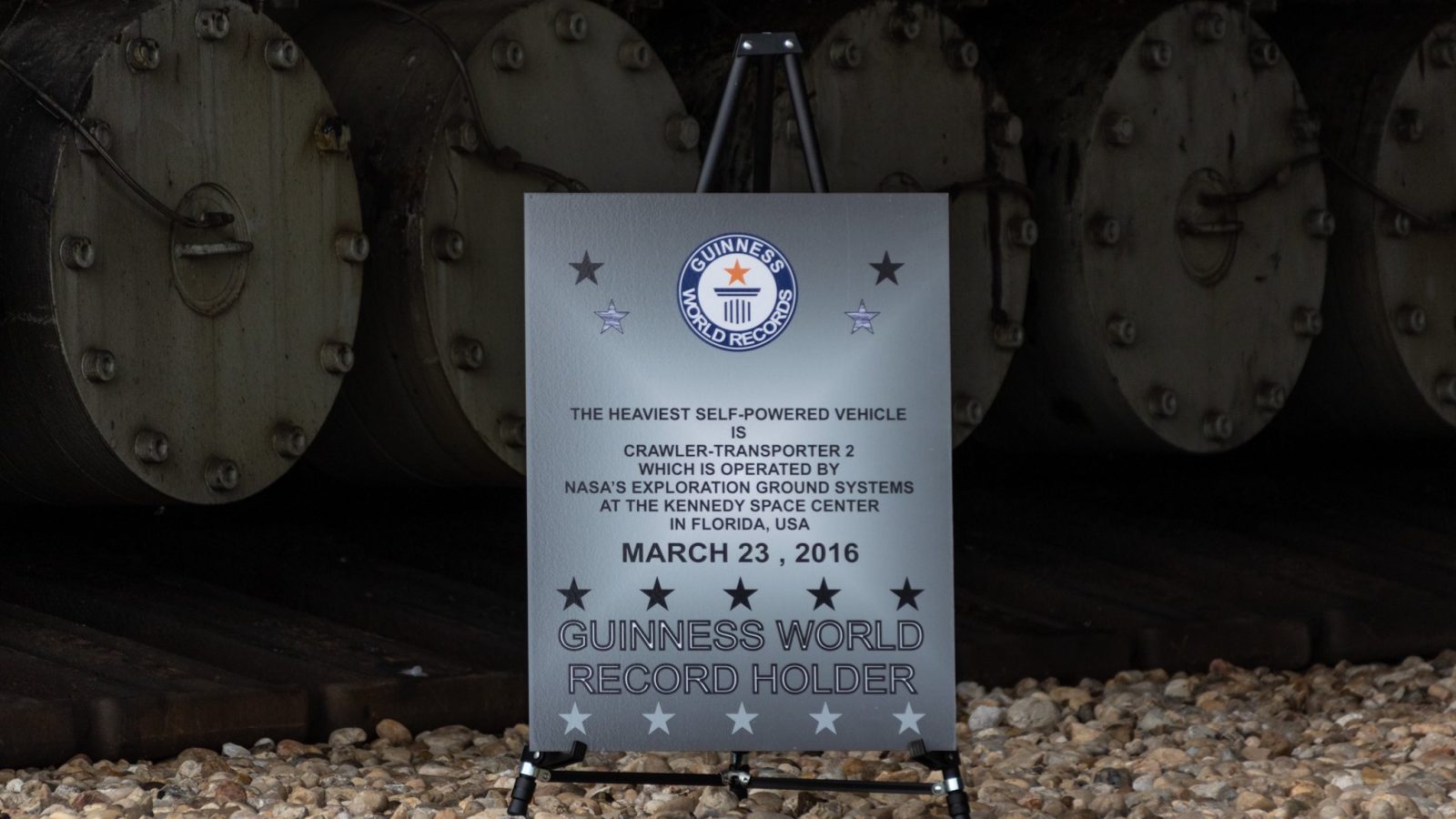 NASA’s moon-rocket moving crawler-transporter carries new world record