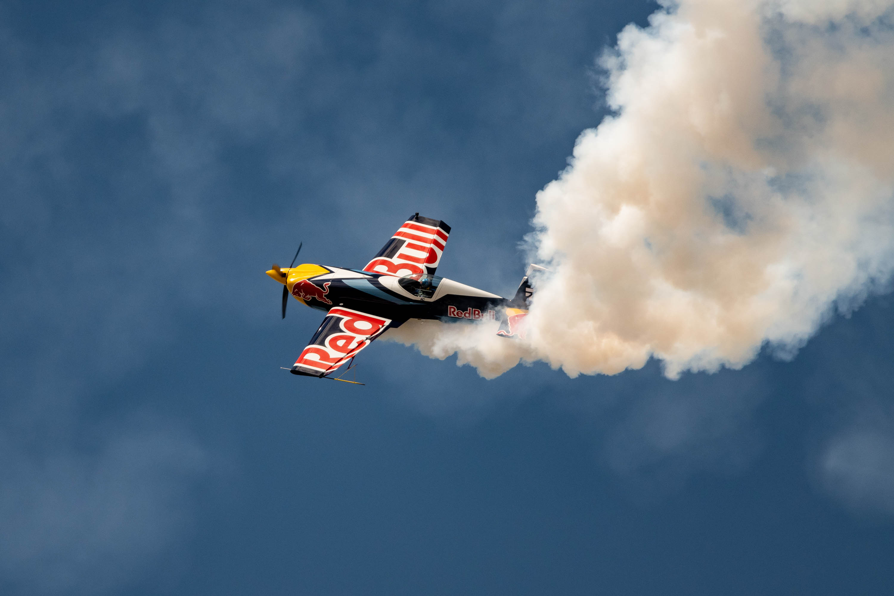 Blue Angels, F-35s, & more at Sun 'n Fun Fly-in