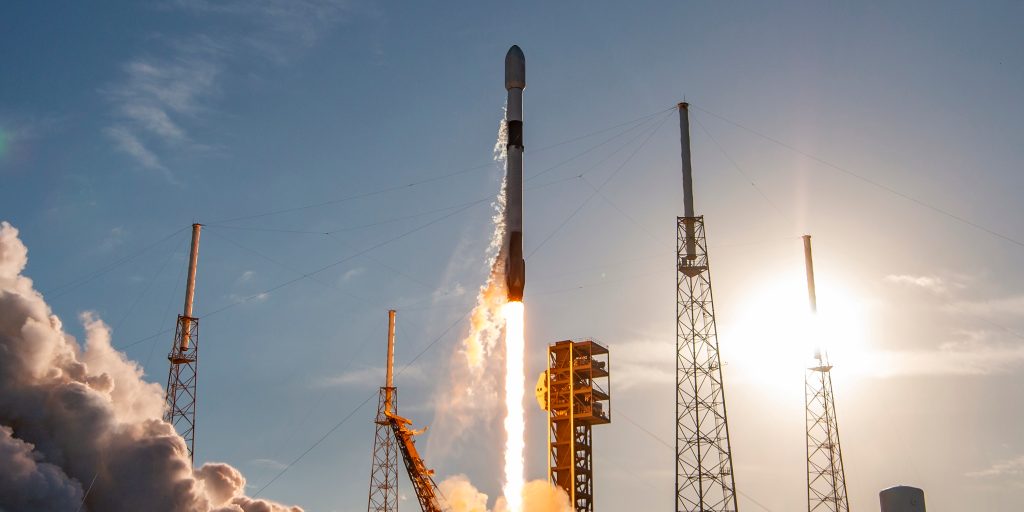 Everything you need to know about Blue Origin's first New Glenn launch